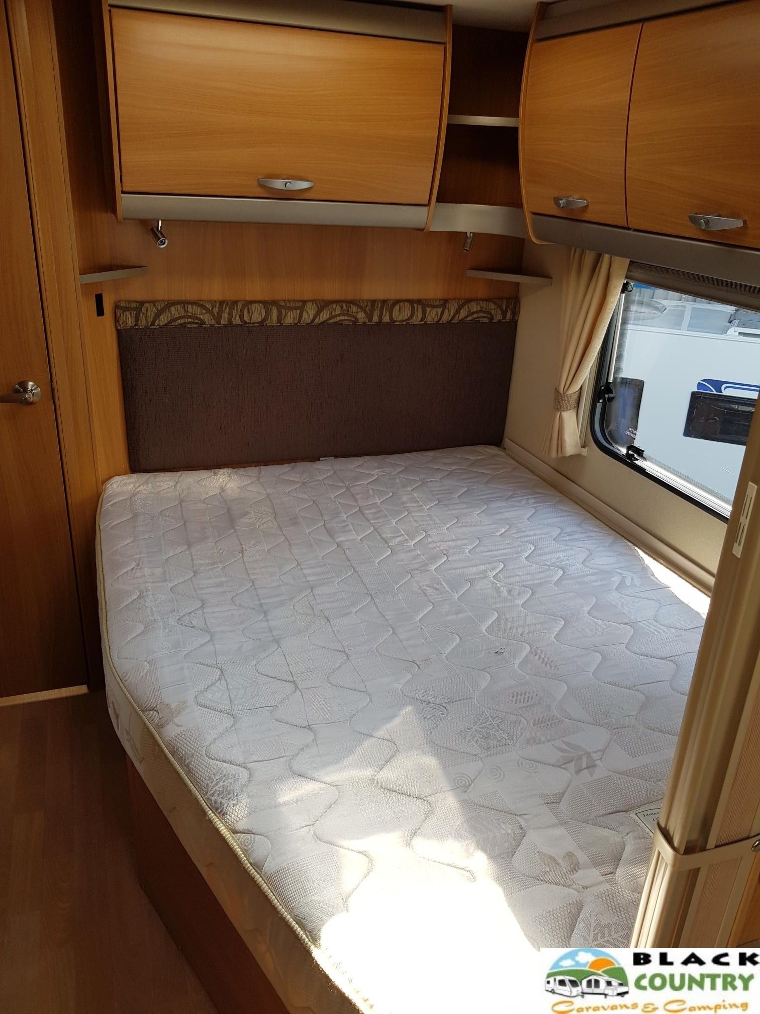 2010 Swift Challenger 570 - SOLD | Black Country Caravans & Camping