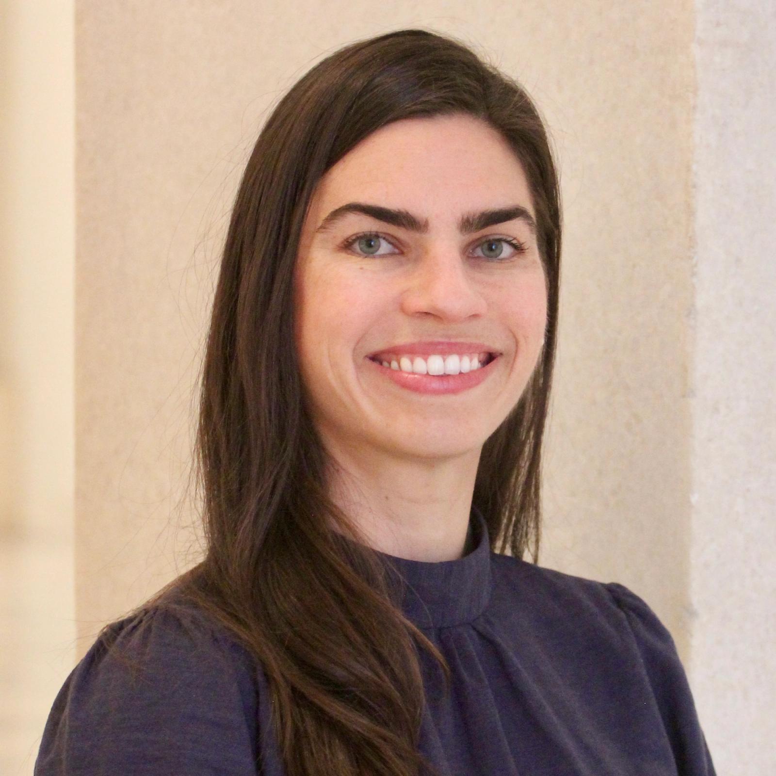 leeann.custer@vanderbilt.edu Instagram LinkedIn