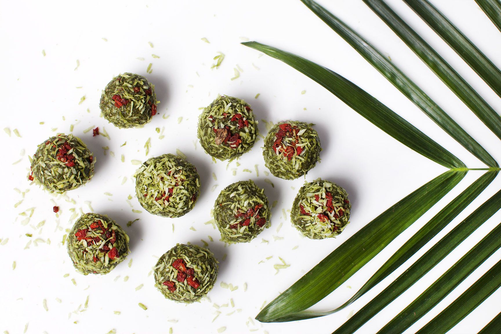 Recipe: Raw Matcha Energy Balls - Parsley Health