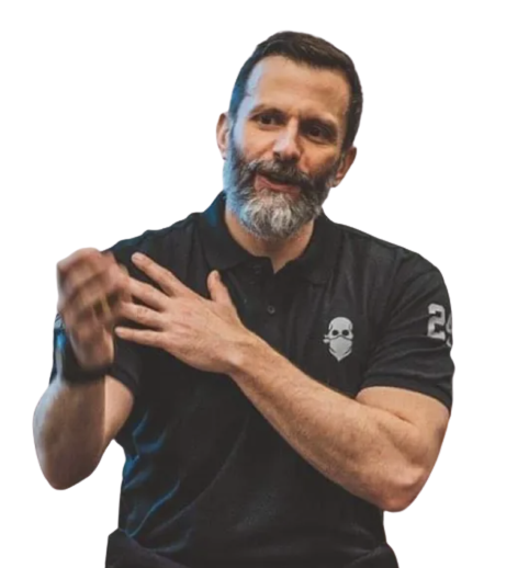 10 Questions with Adam Meakins