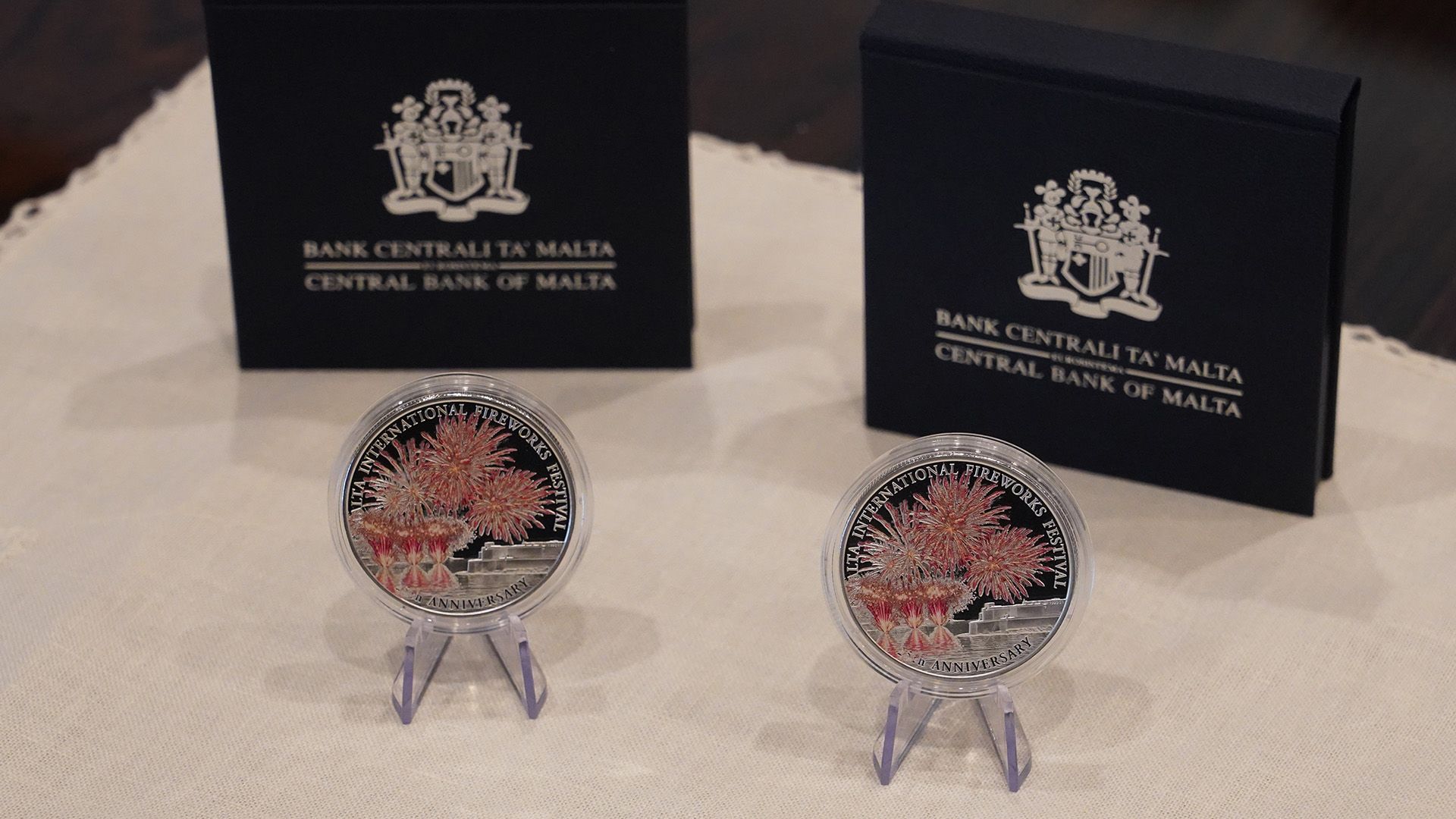 Coin Marks 25 Years of Fireworks Festival