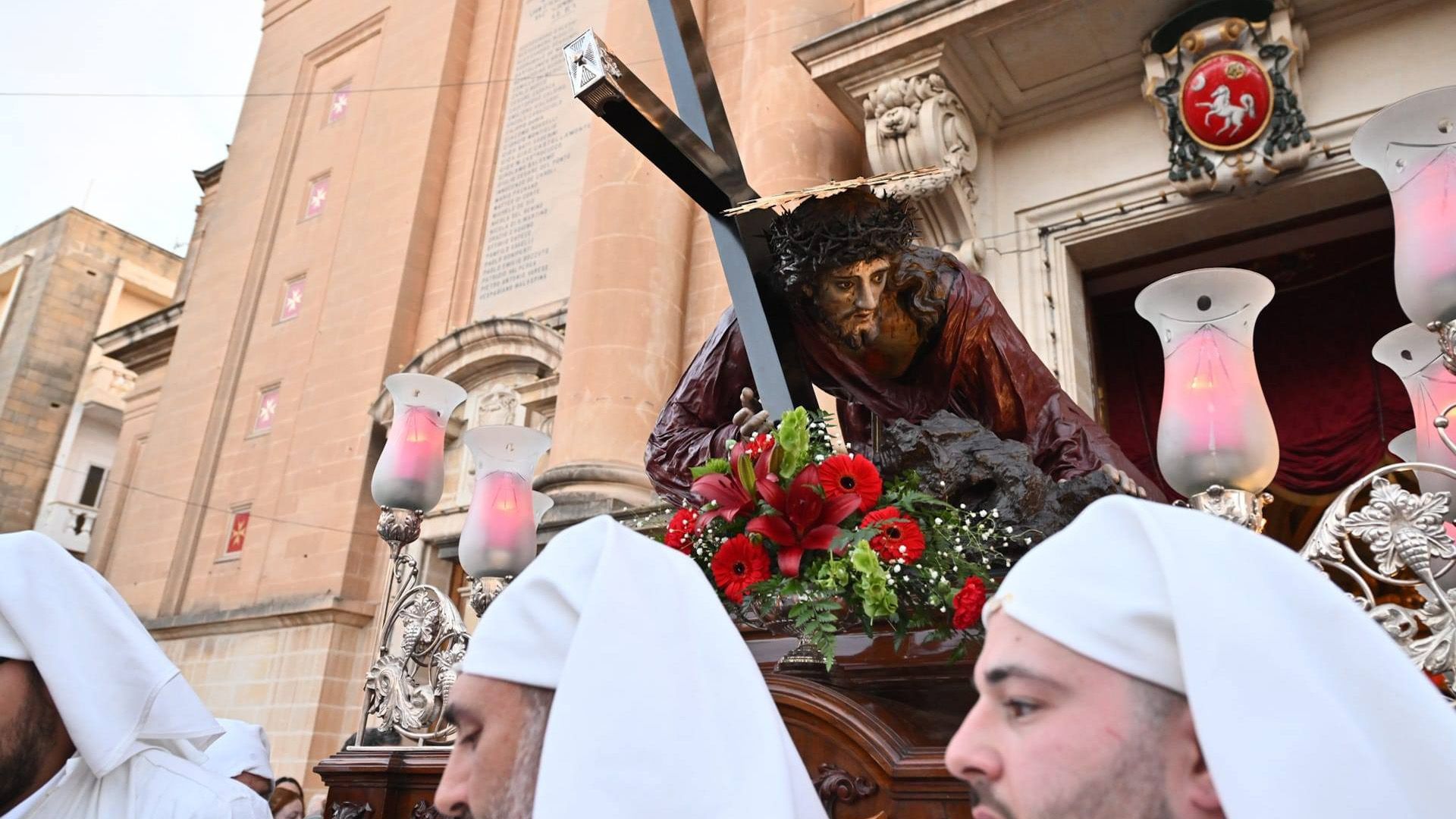 Archbishop Scicluna Urges Love, Peace at Senglea Pilgrimage