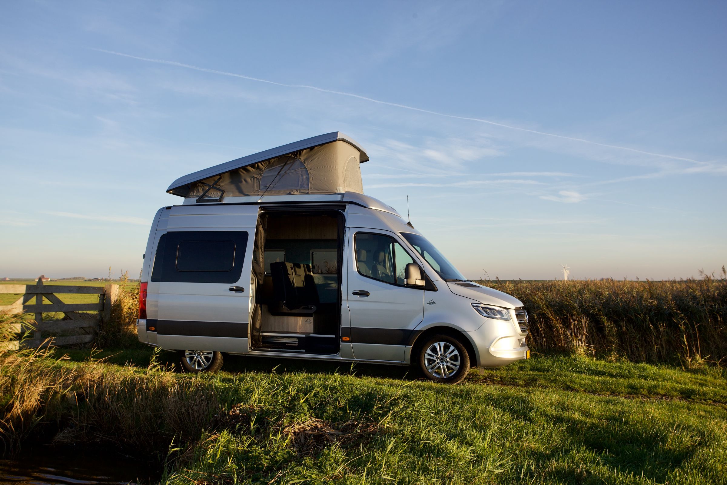 Surventure FamilyVan