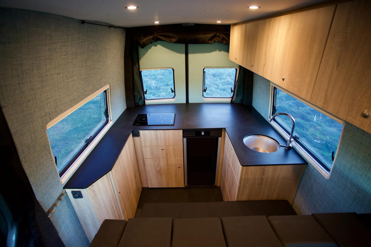 Surventure FamilyVan