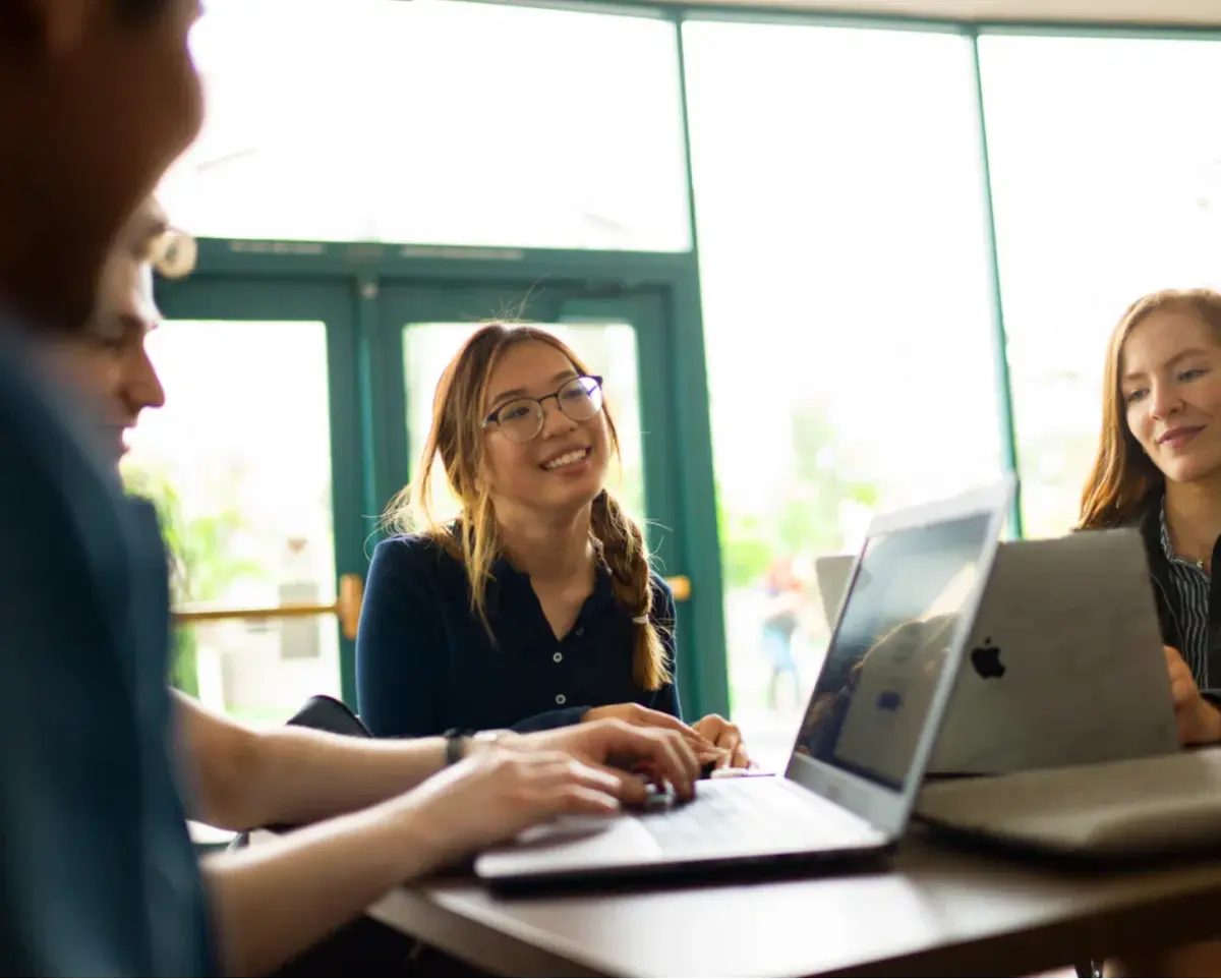5 Reasons You Need Handshake More Than Other Career Sites | Handshake