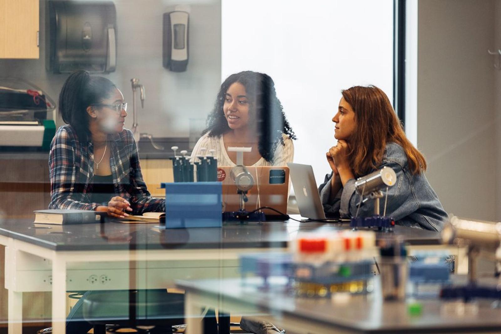 5 Tips for Searching for Your Perfect First Job | Handshake