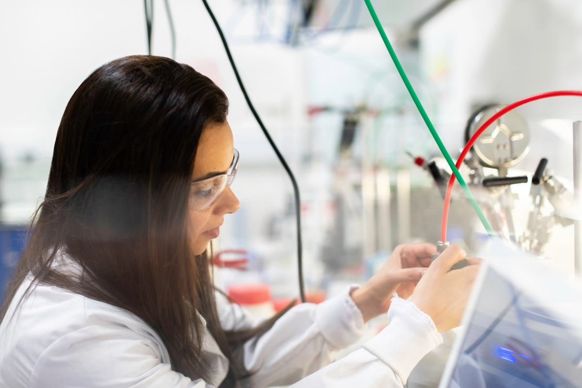 Explore Job Roles: Physicists and Astronomers | Handshake