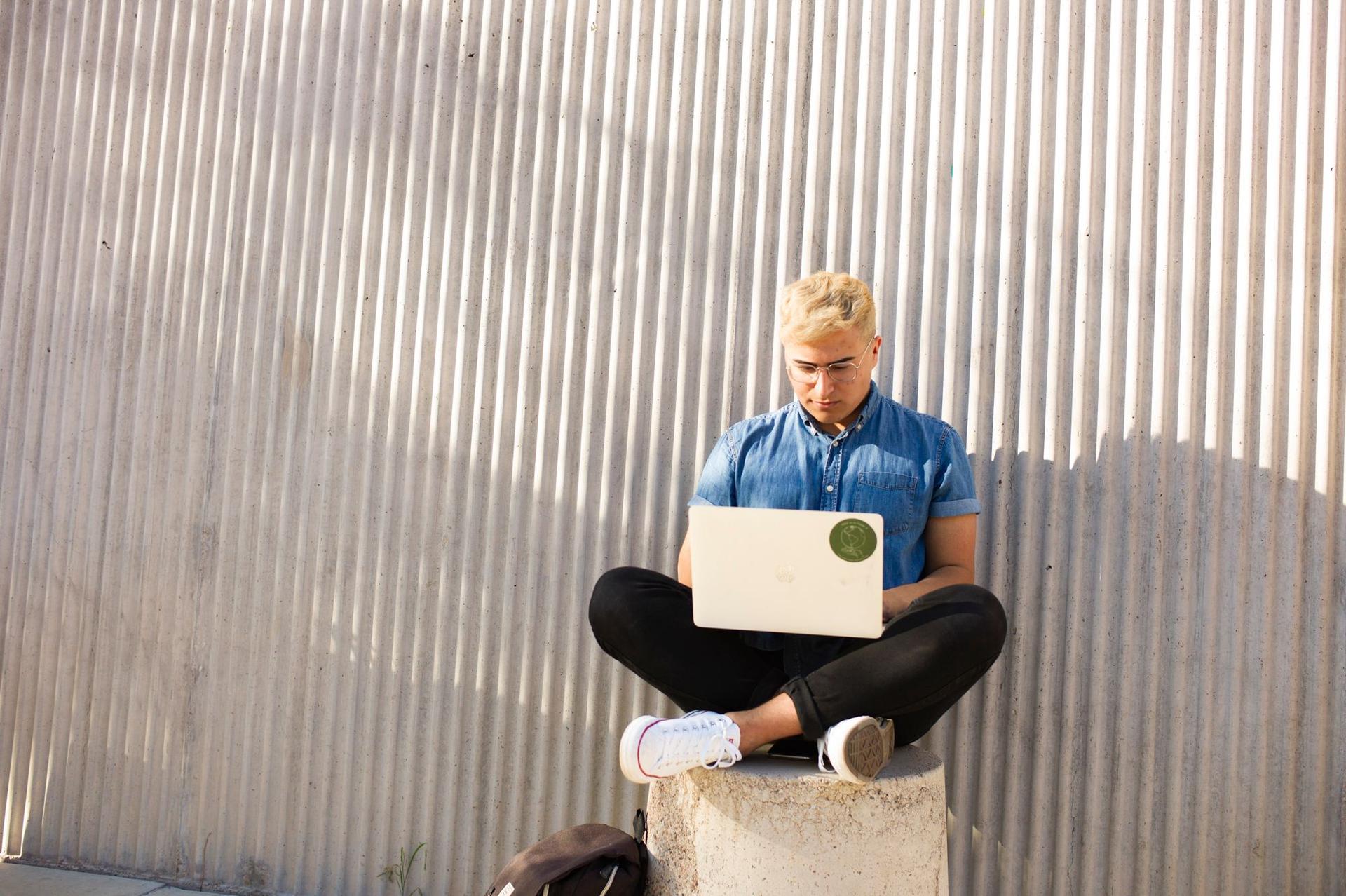 3 Handshake Profile Must-Haves to Get Hired | Handshake