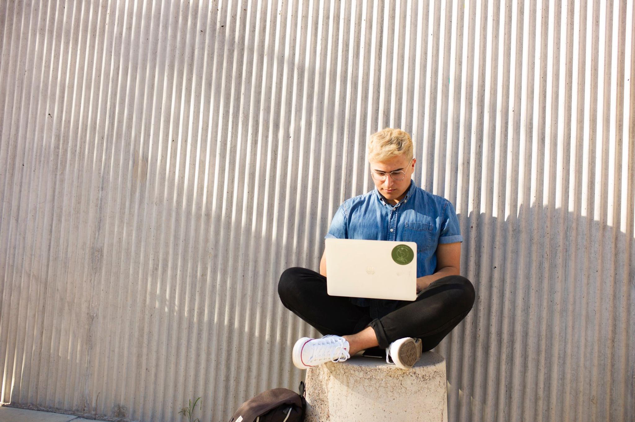 Thank you notes that boost your network: tips and examples | Handshake