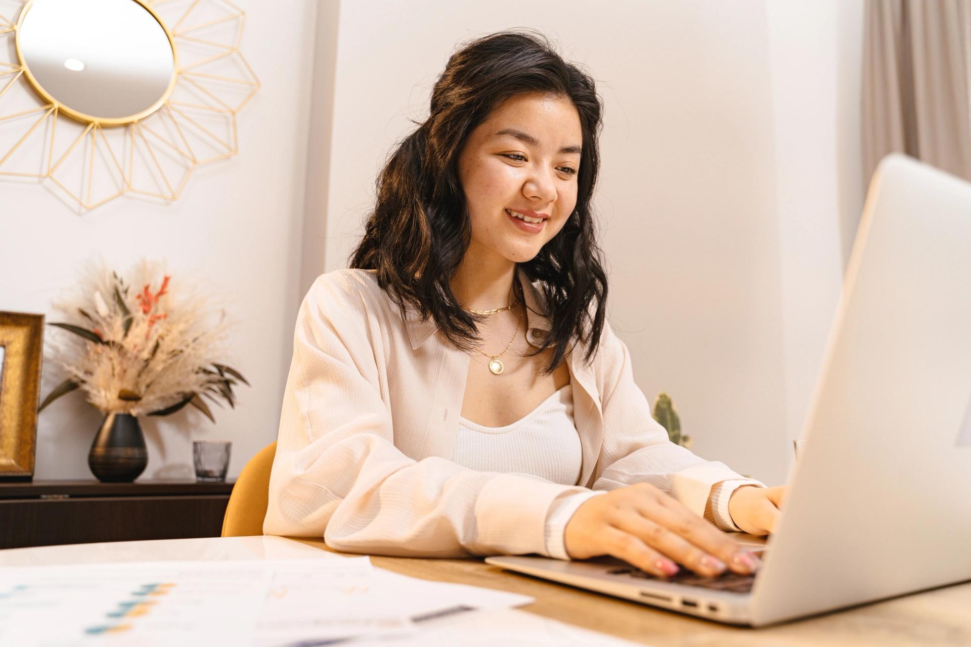 Messaging employers on Handshake can help get you hired | Handshake