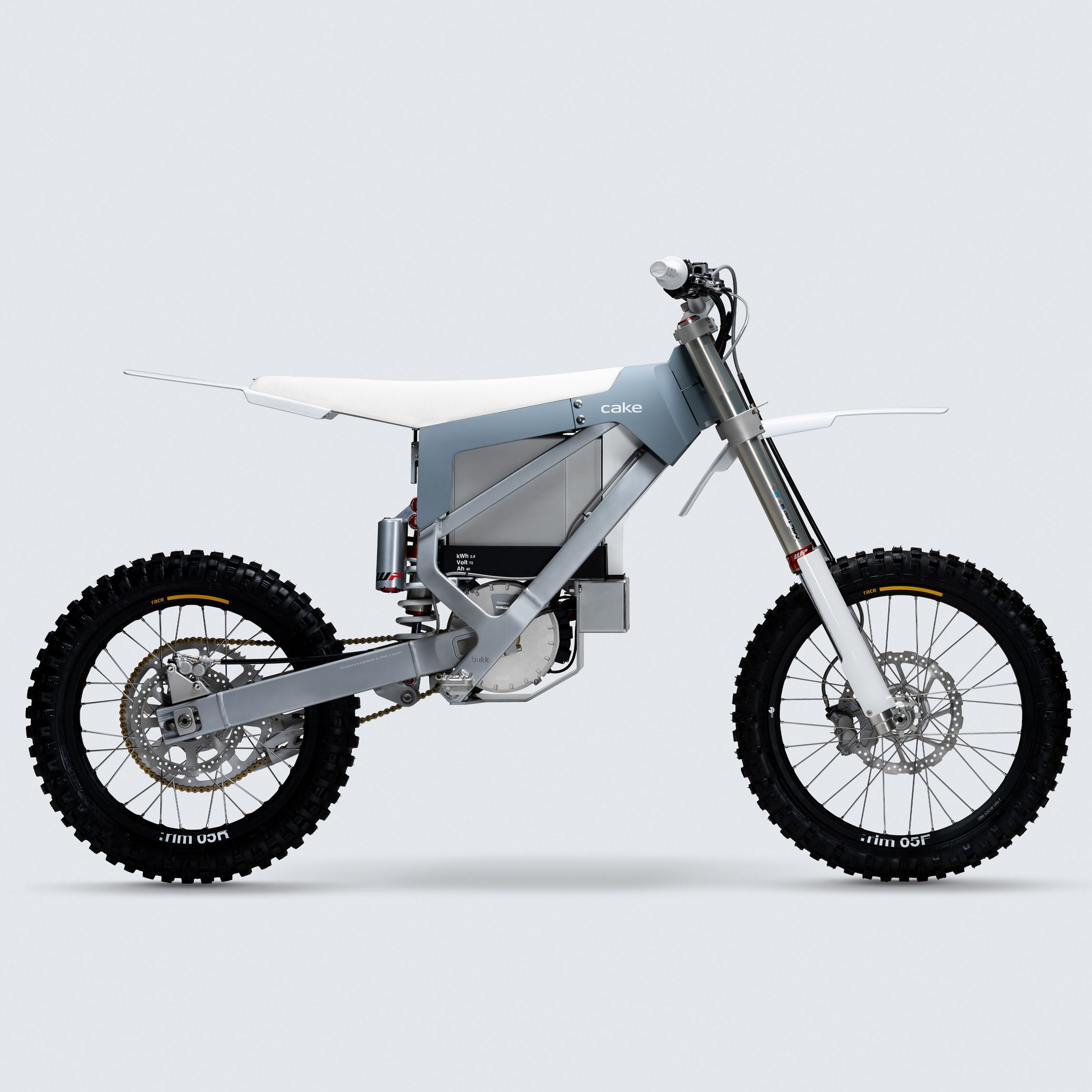 The cleanest aluminium for the Cleanest Dirt Bike Ever | CAKE