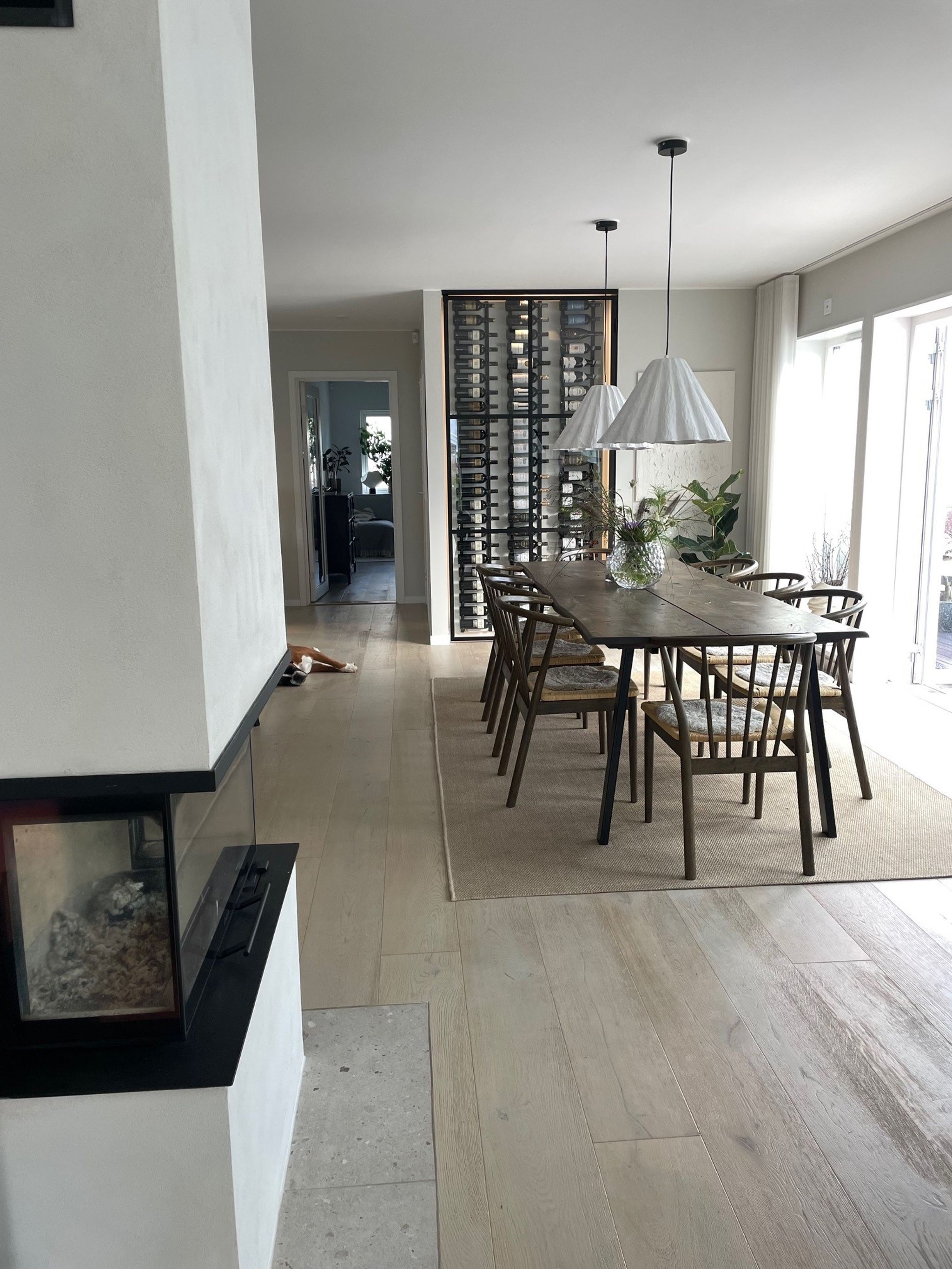 Interior de la bodega | Wineandbarrels