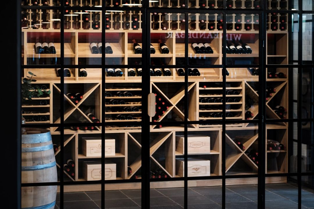 Vinkjellerinnredning | Wineandbarrels