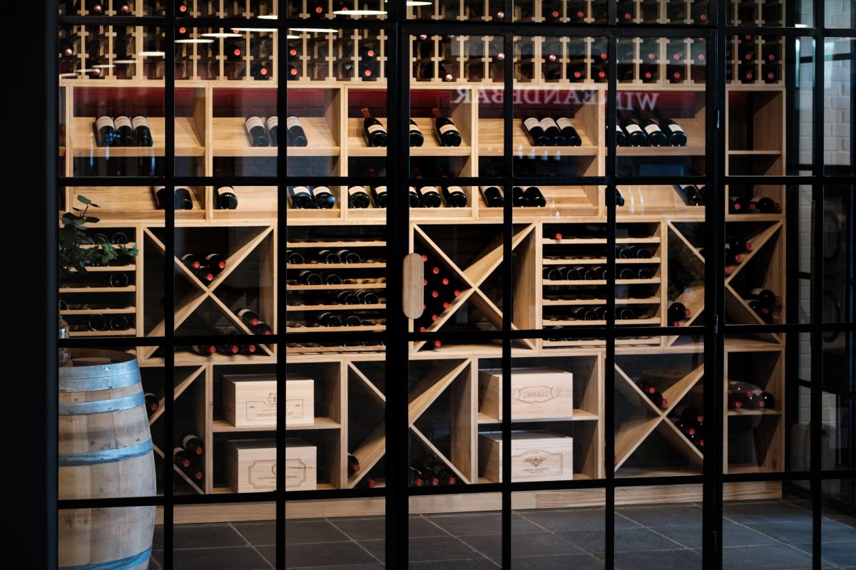 Vinkjellerinnredning | Wineandbarrels
