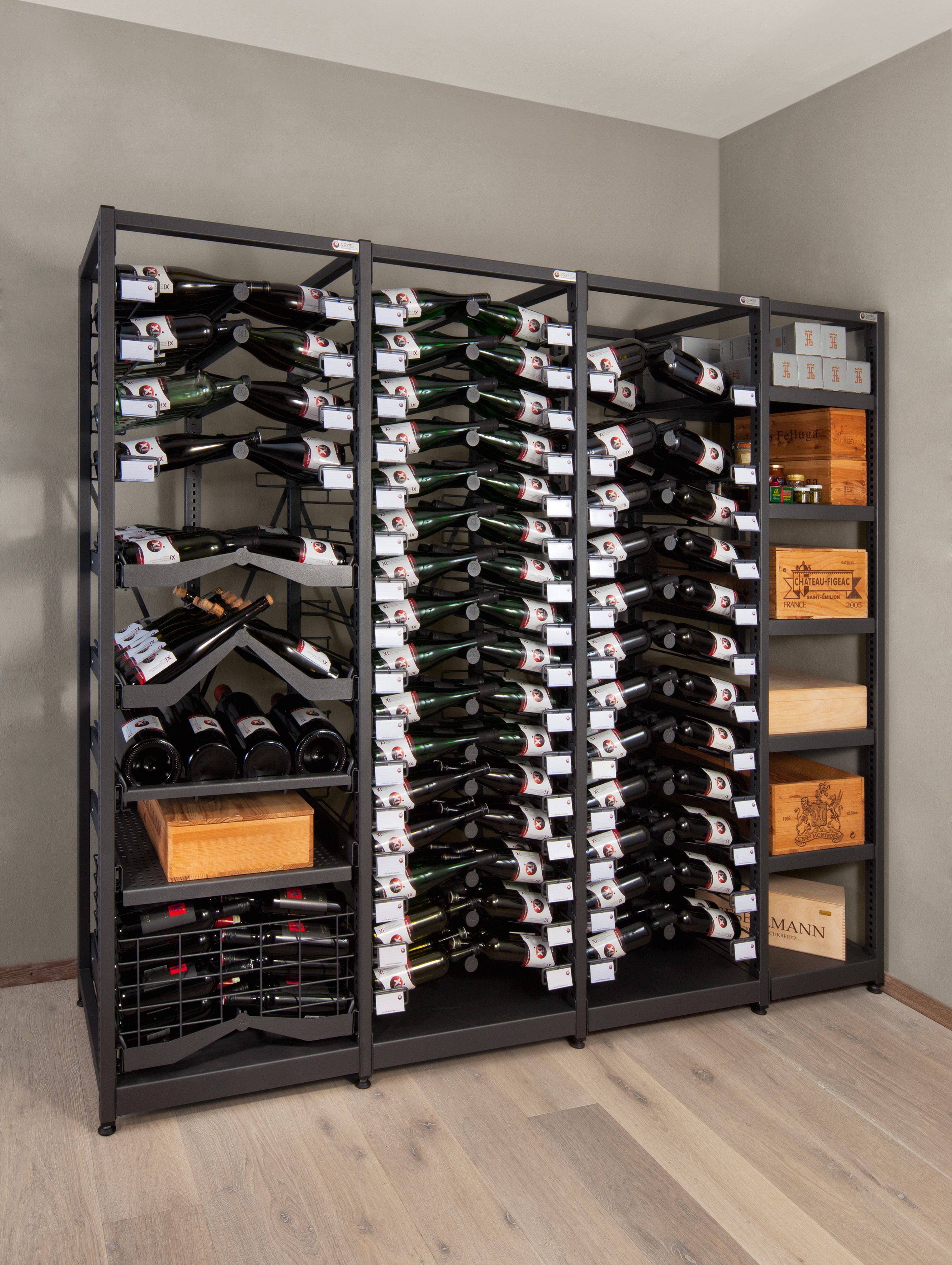 Stålreoler til vin. Vinreol i sort metal. Xi Wine Systems fra Østrig ...