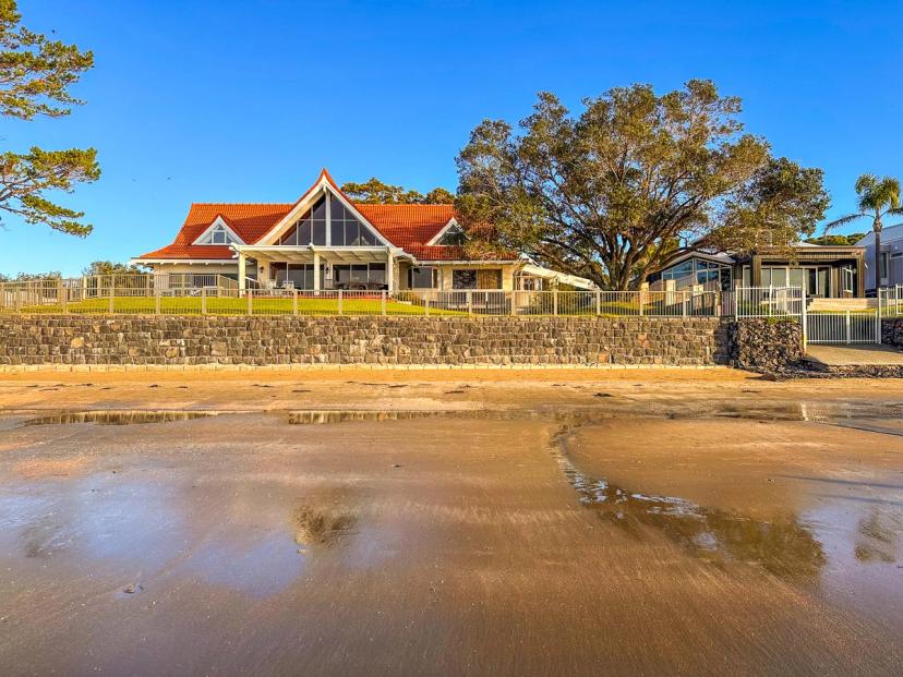 Stanmore Bay | North Auckland - New Zealand Trip Ideas