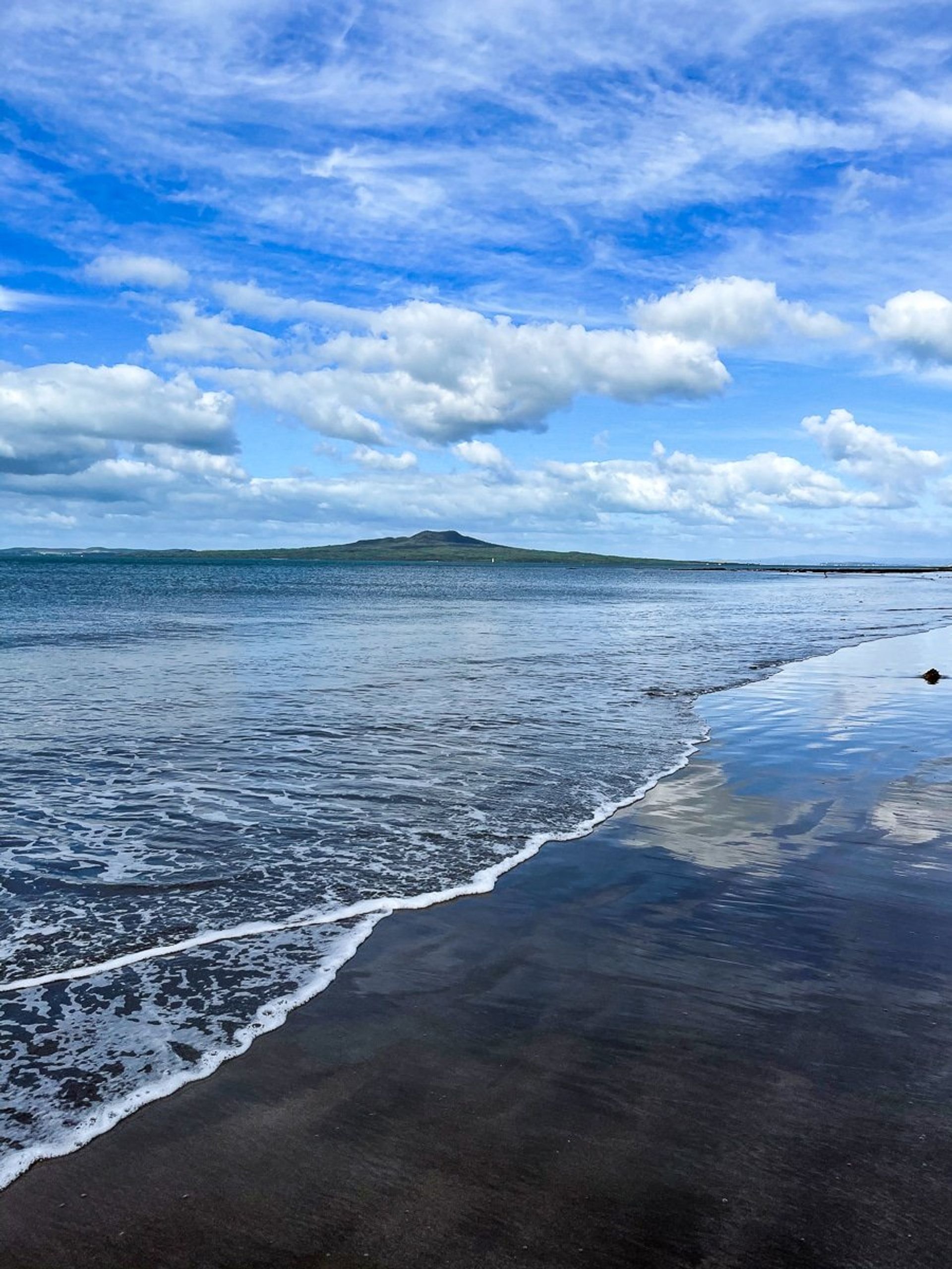 Milford Beach | North Auckland - New Zealand Trip Ideas