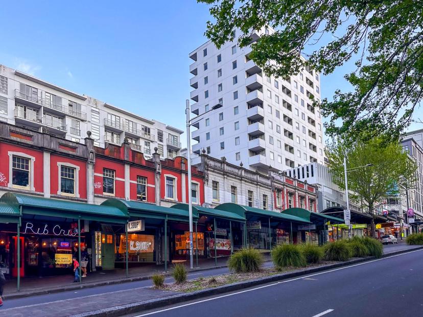 Queen Street | Central Auckland - New Zealand Trip Ideas