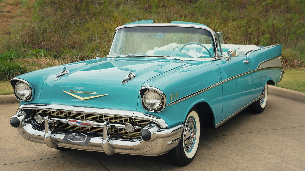 How Old Is a Classic Car? | CarCovers.com