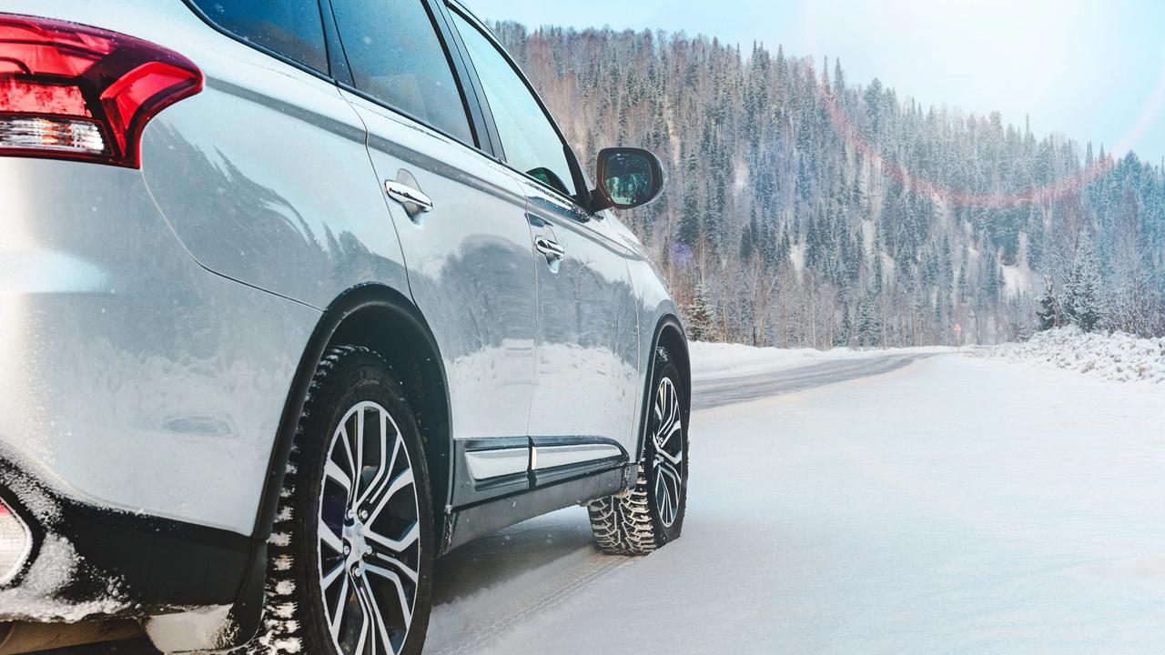 Tips on How to Prepare Your Car for Winter: Safety & Storing Tips ...