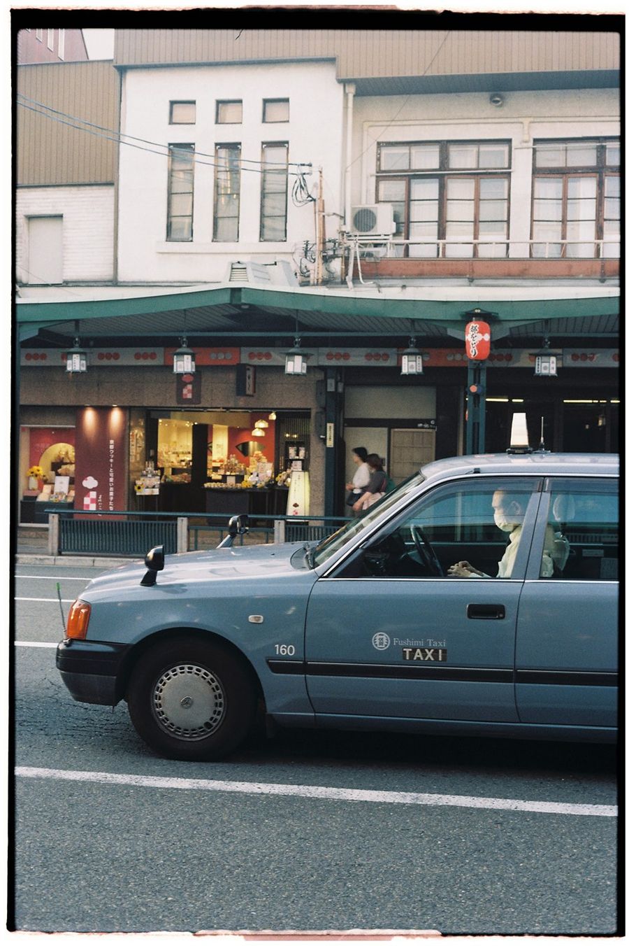 Capturing Tokyo: Unveiling the Harmony Between Chaos and Order · Urth ...
