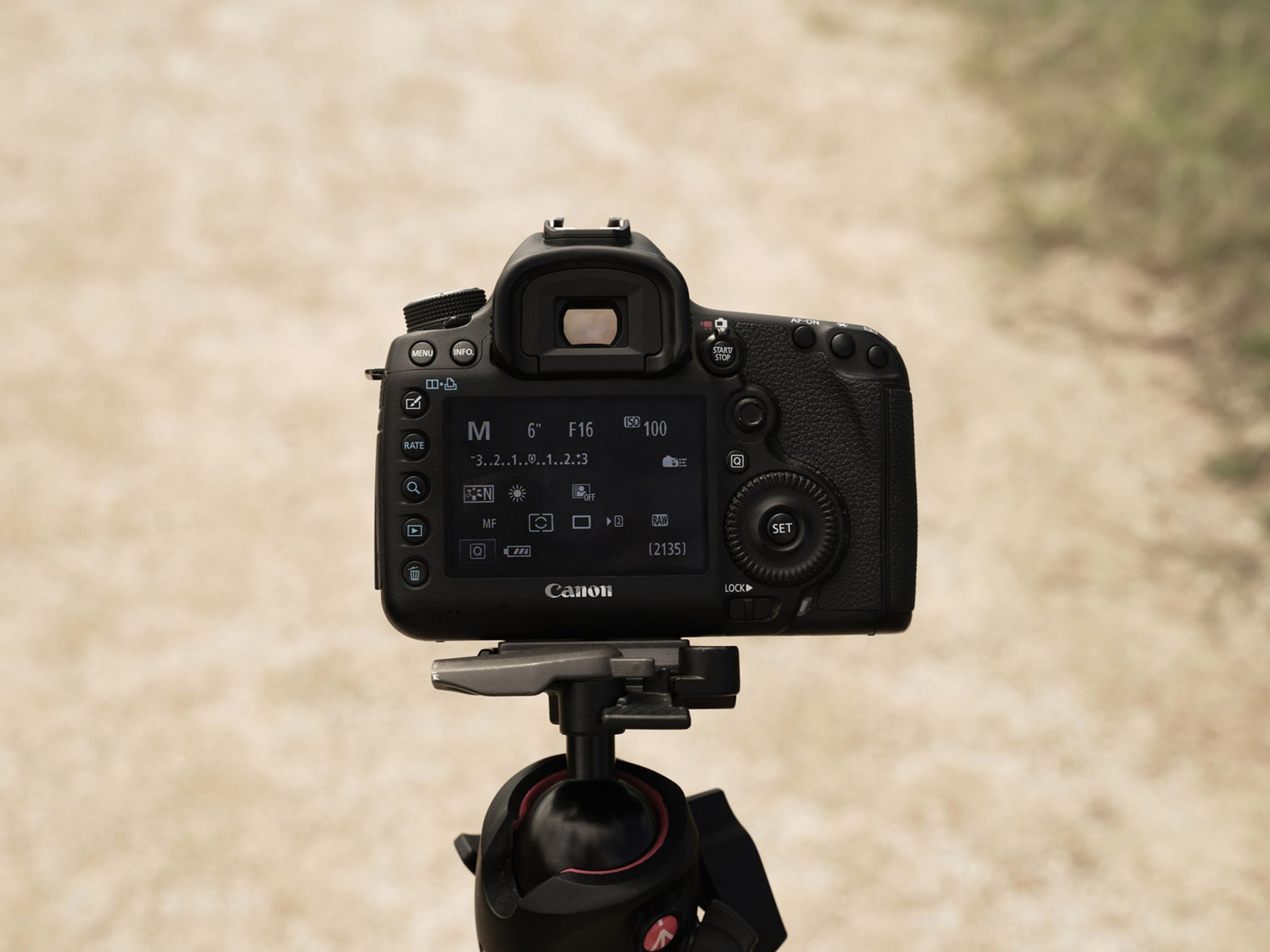 A Quick Guide to F-Stops: Examples & Photos · Urth Magazine