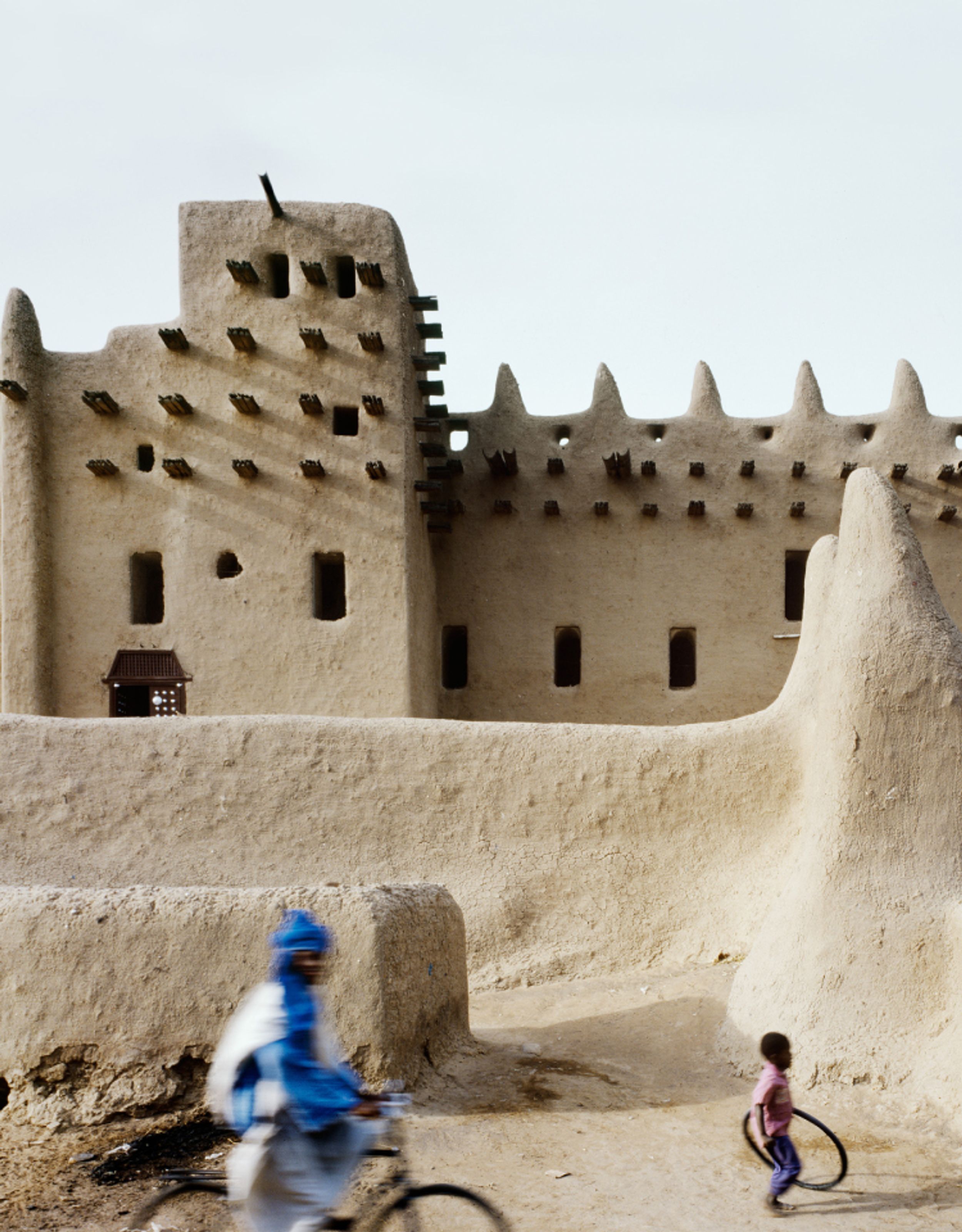 Of the Earth: Mali’s Mud-Made Mosque · Urth Magazine