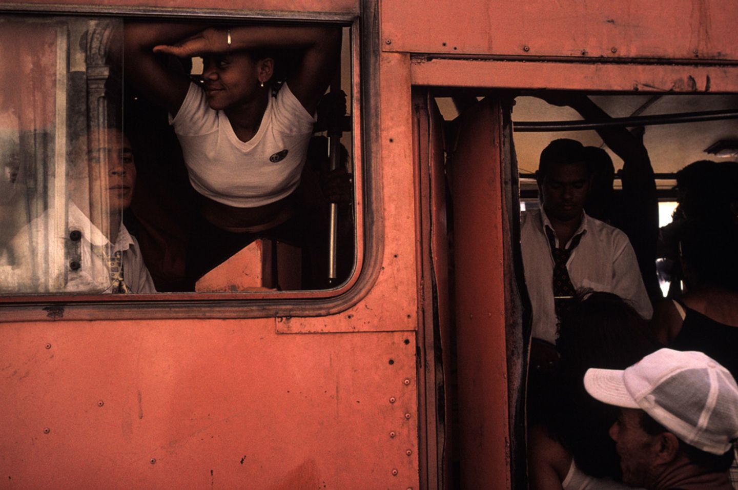 The Greats: How Alex Webb Found His Street Photography Style | Urth ...