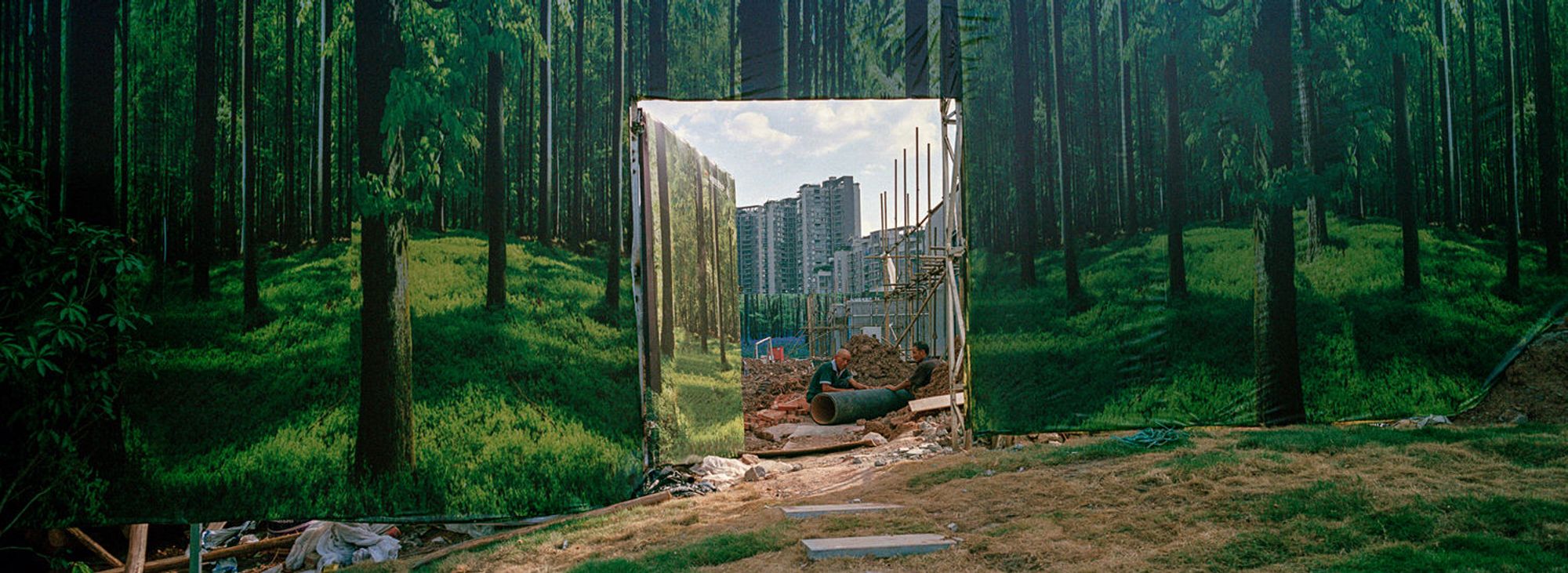 10 Examples of Powerful Visual Storytelling in Photos · Urth Magazine