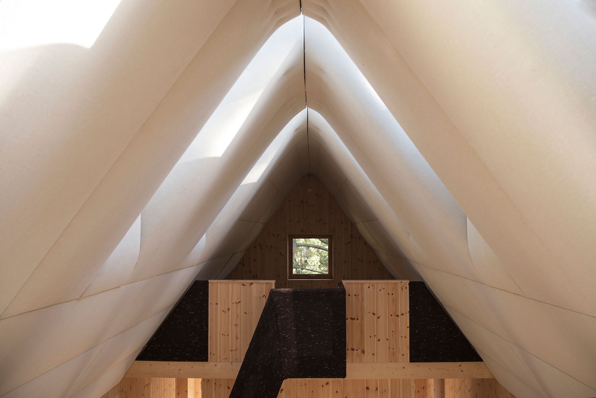 The Modern Seaweed House | Urth Magazine · Urth Magazine