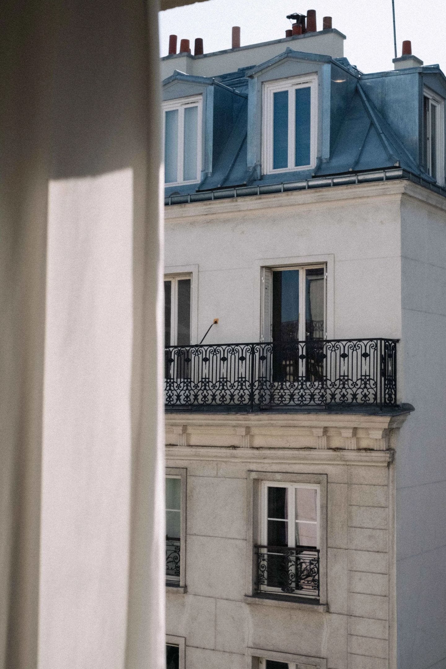 Inside the Home Studio of Nick Prideaux · Urth Magazine