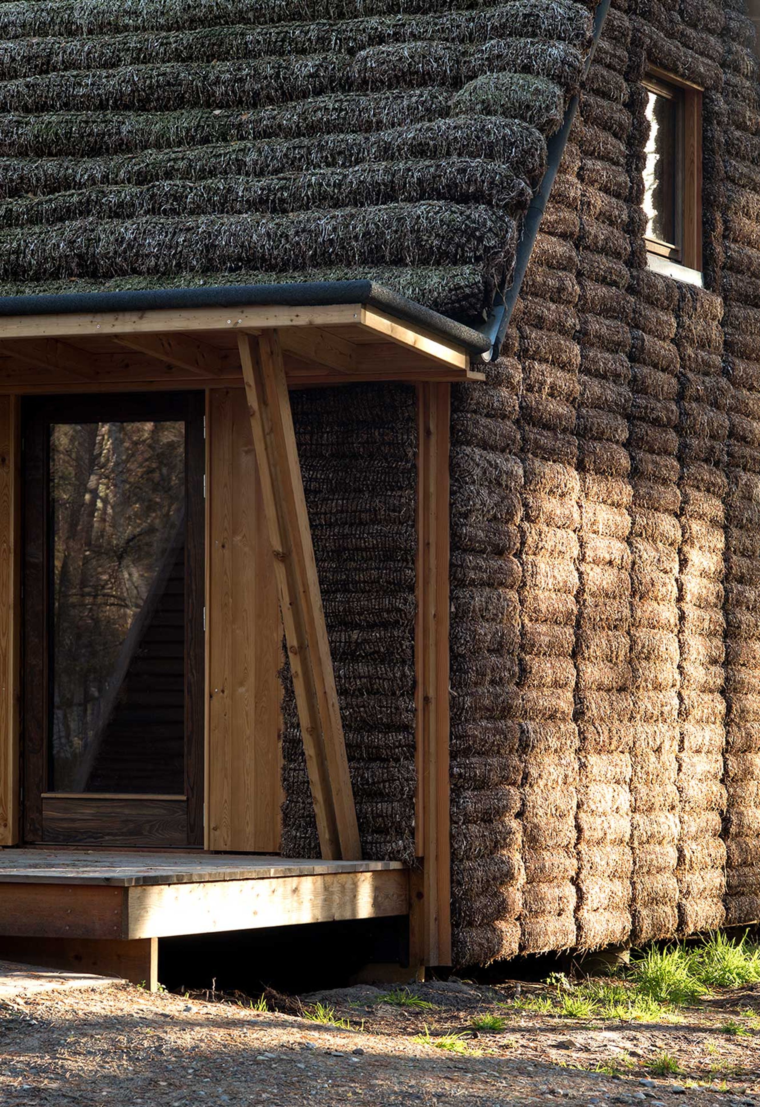 The Modern Seaweed House | Urth Magazine · Urth Magazine