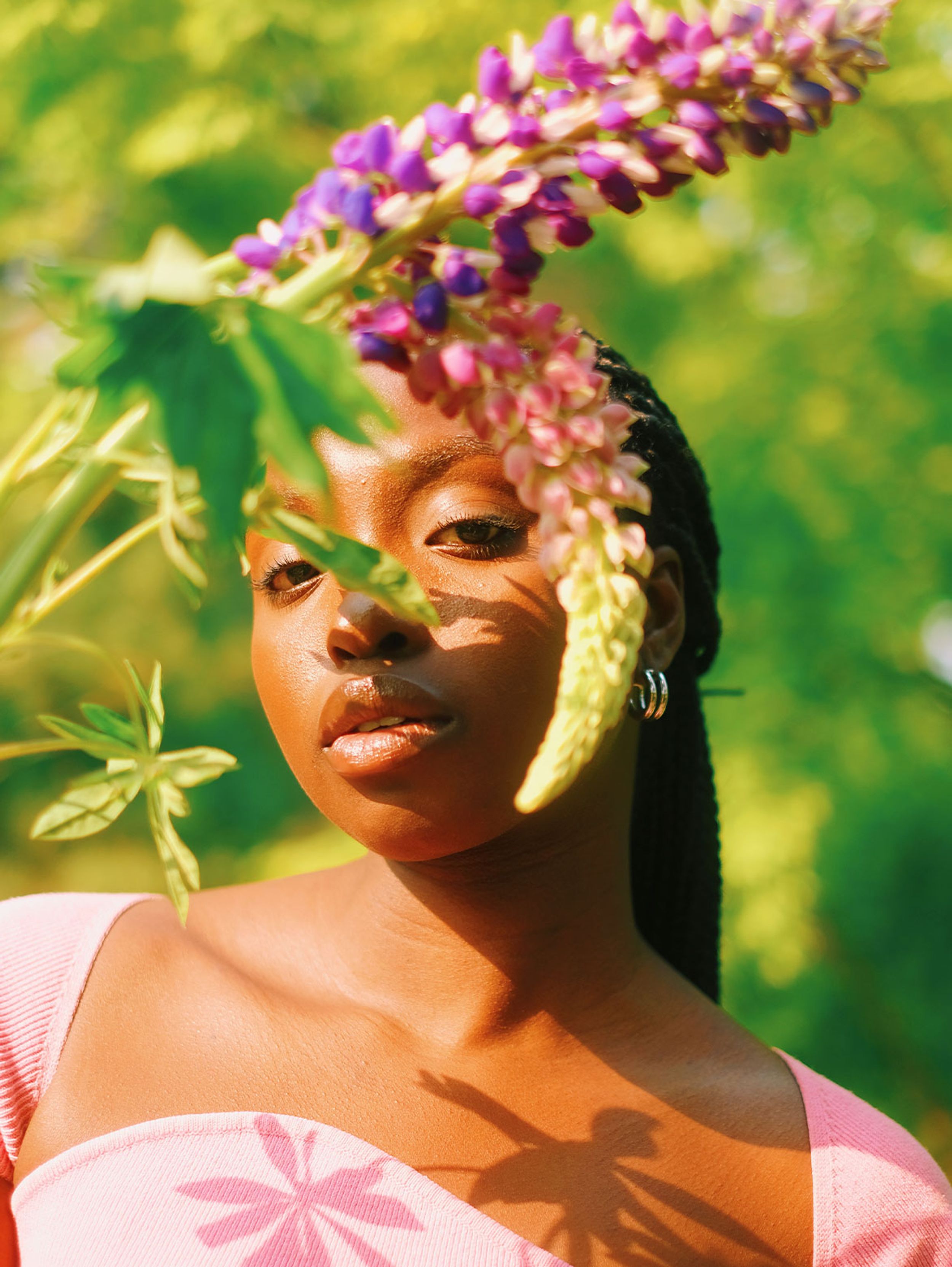 Blooming Portraiture: Mandy Sham's Artistic Fusion of Flowers and ...