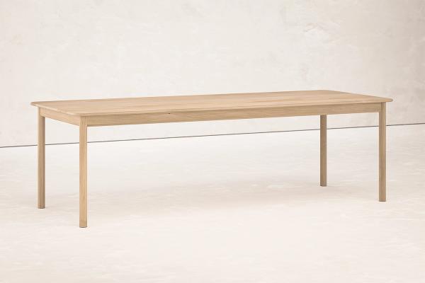 PILLAR DINING TABLE | Fort Standard