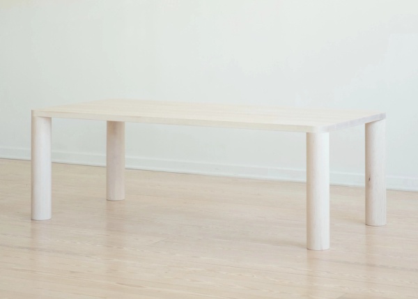 COLUMN DINING TABLE Central Leg | Fort Standard