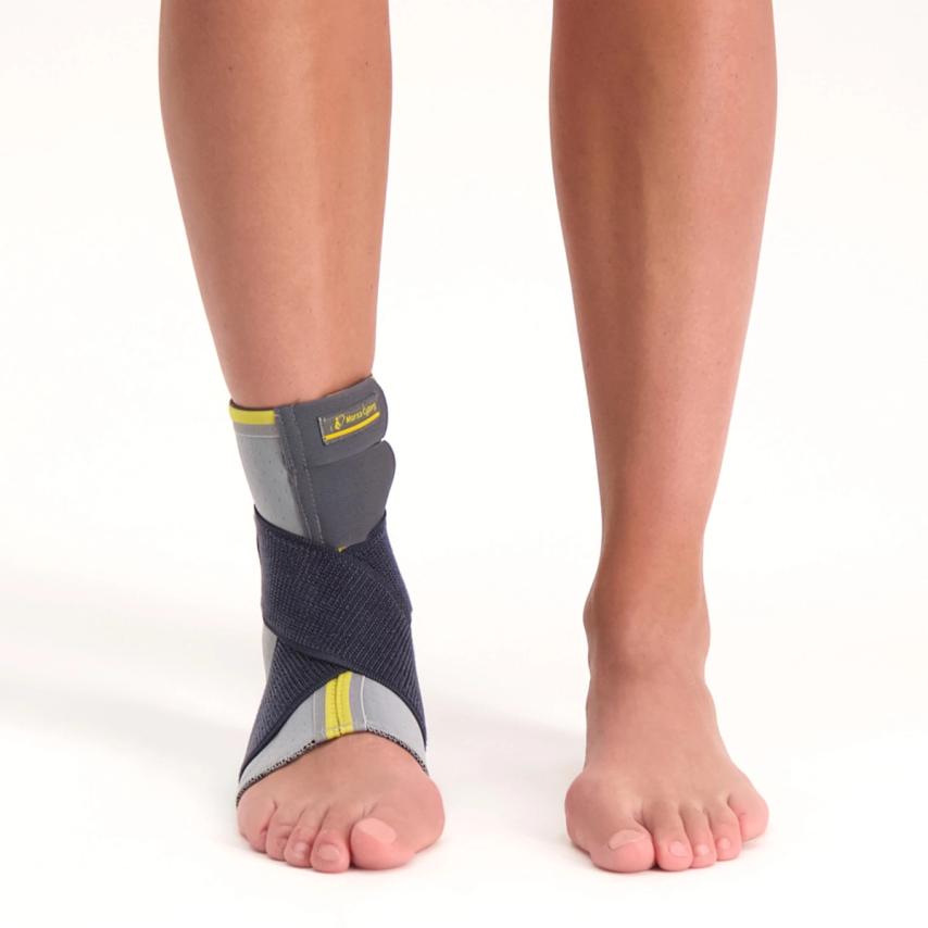 Morsa ThermoCY Lightweight Ankle Football Support | Podobrace.co.uk