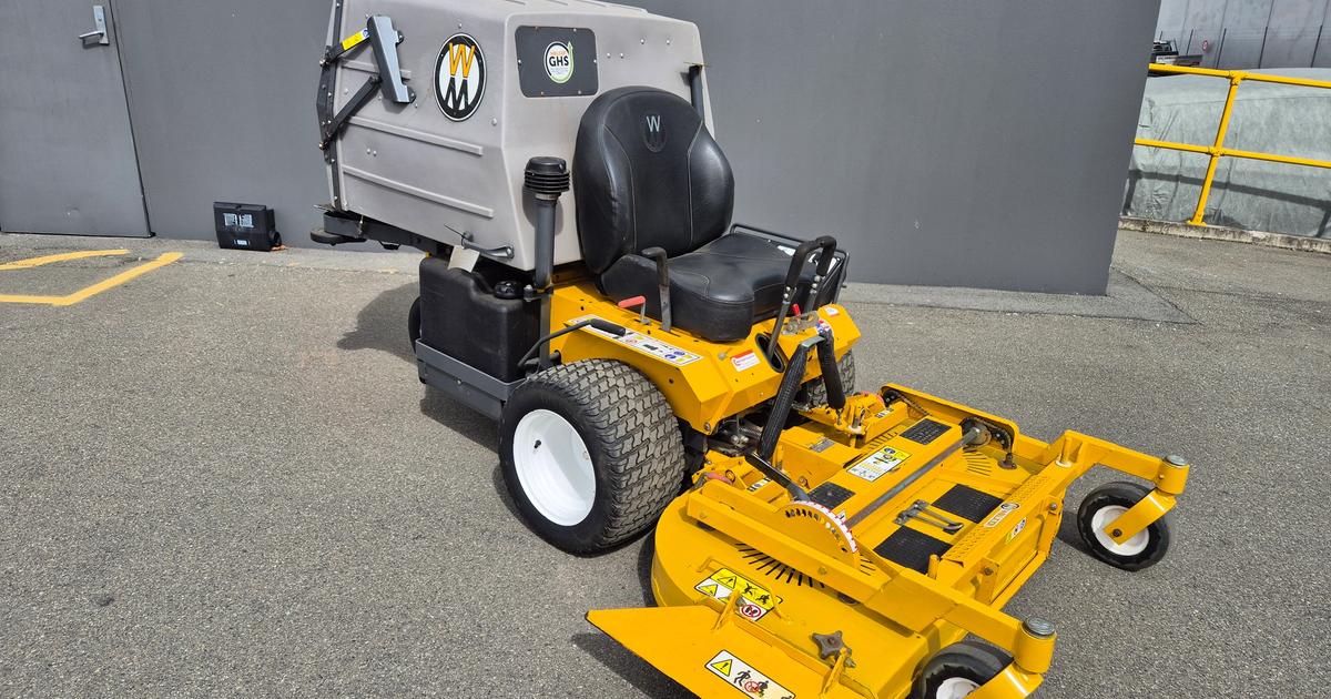 Pre-owned Walker T23 Ride On Mower with 48” deck » OMC Power Equipment