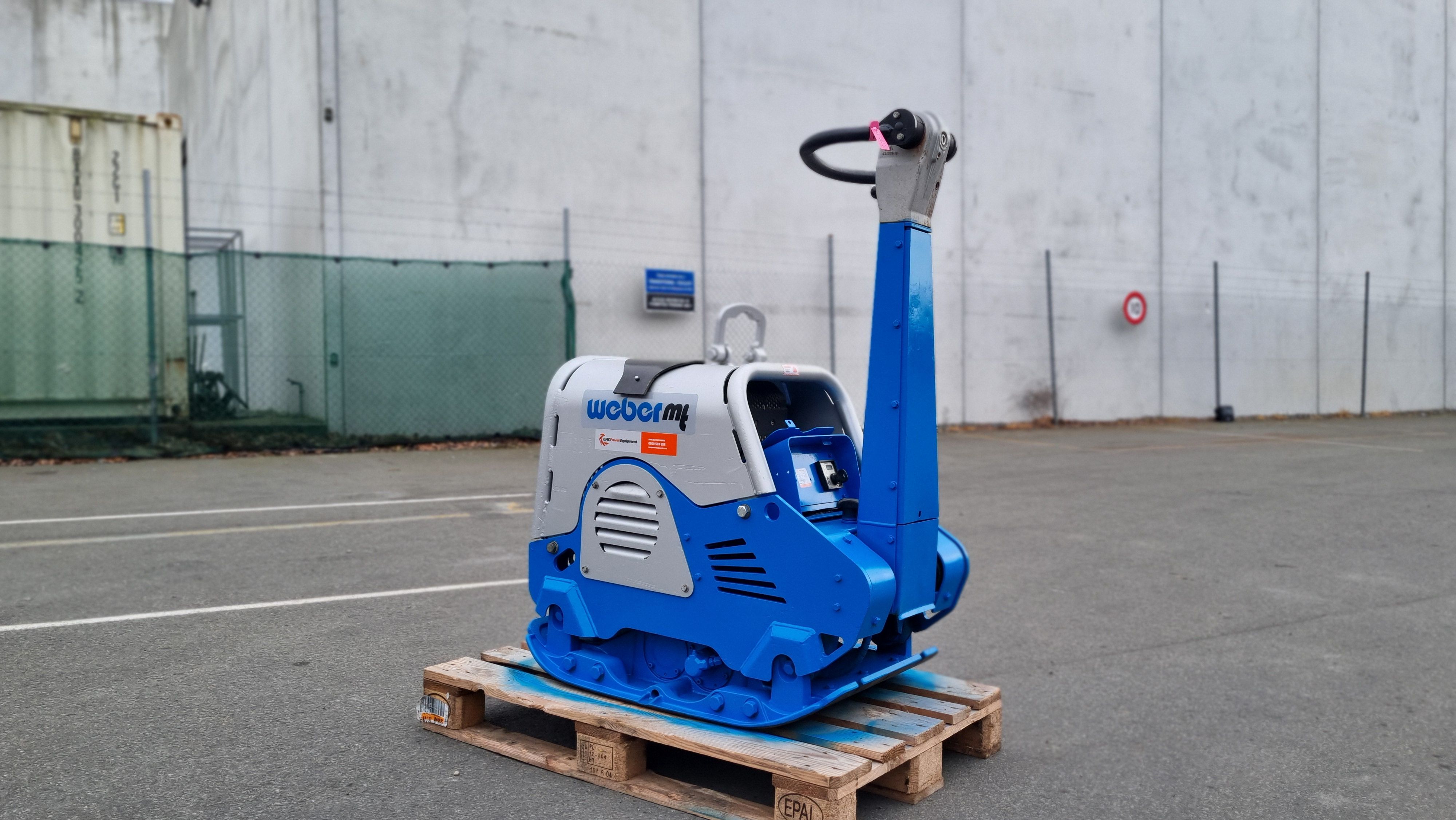 Pre-owned Weber CR7 Reversible Compactor » OMC Power Equipment