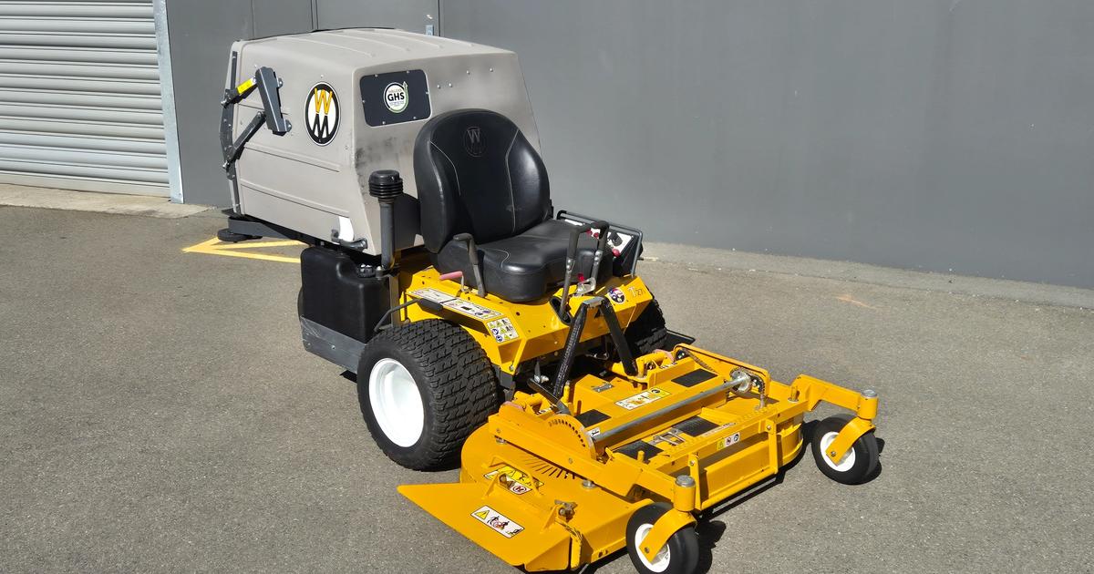 Pre-owned Walker T27i Zero Turn Mower with Catcher » OMC Power Equipment
