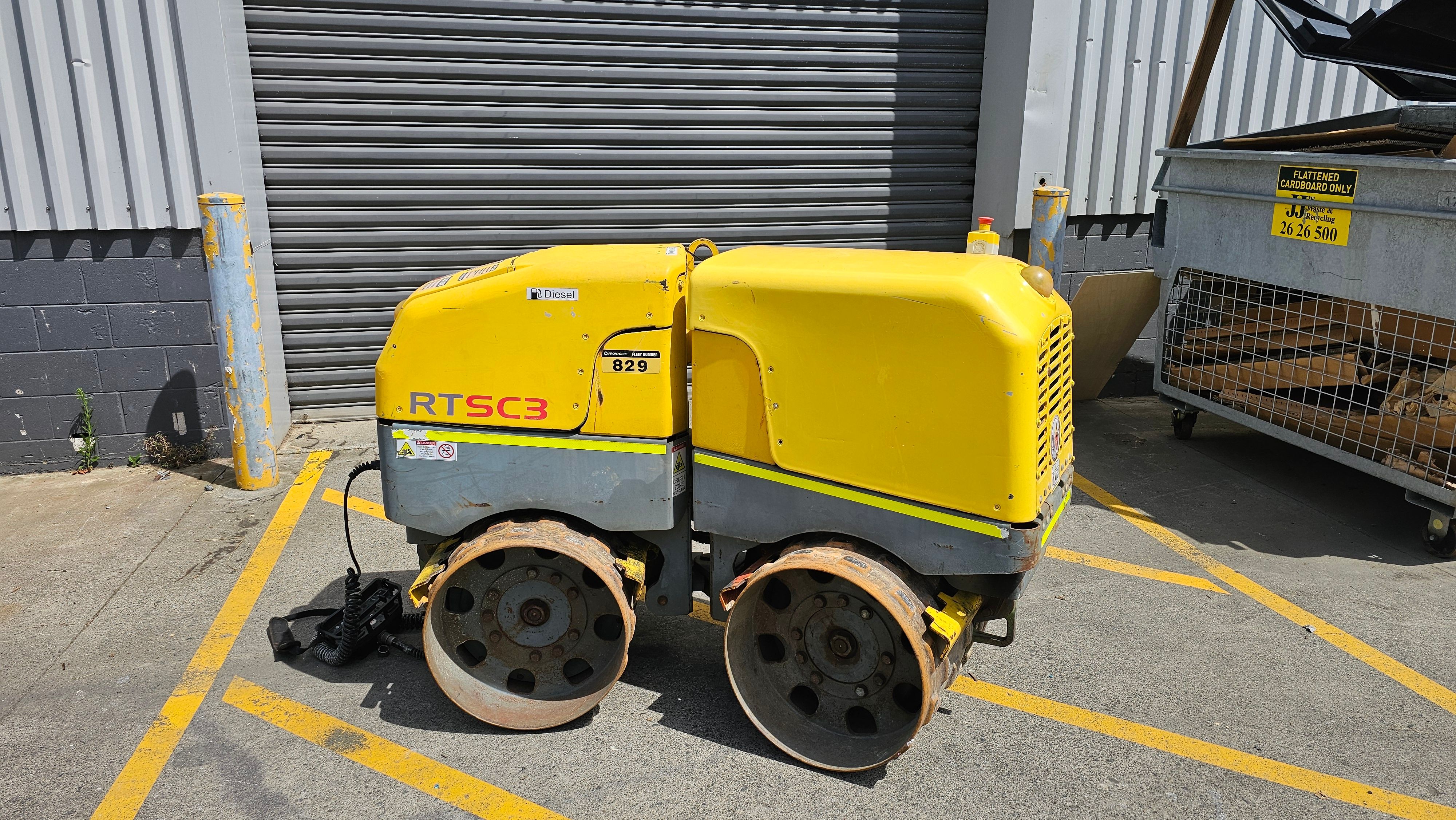 Pre-owned Wacker Newson RTSC3 1.6T Remote Control Trench Roller ...