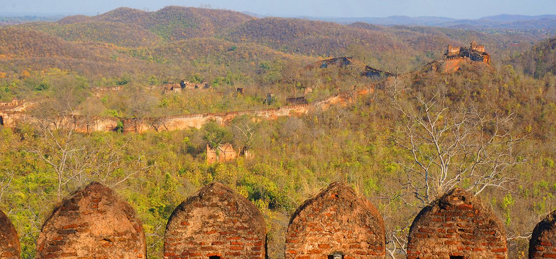 The Twin Forts of Palamu