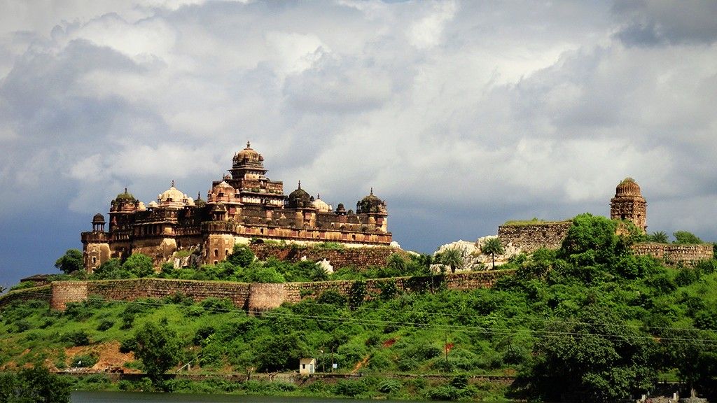 The Grand Datia Palace