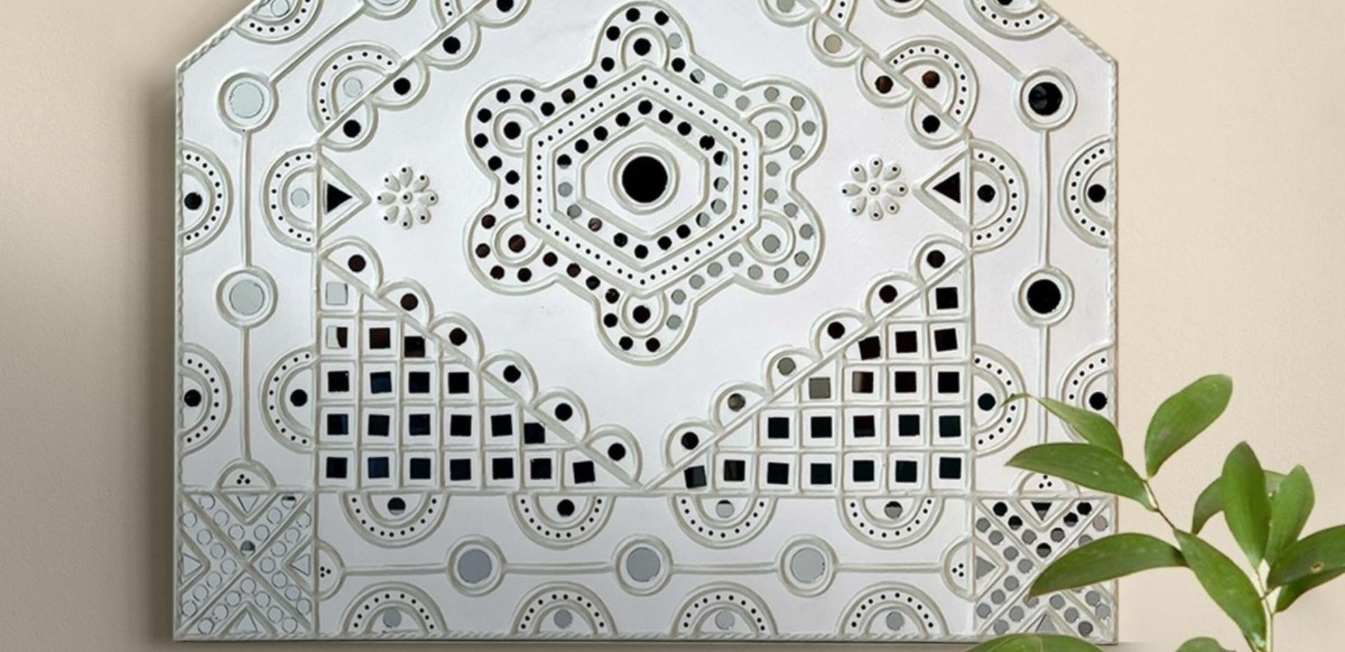 Decorating with Natural Fibers: Wicker and More for an Eco-Friendly Home