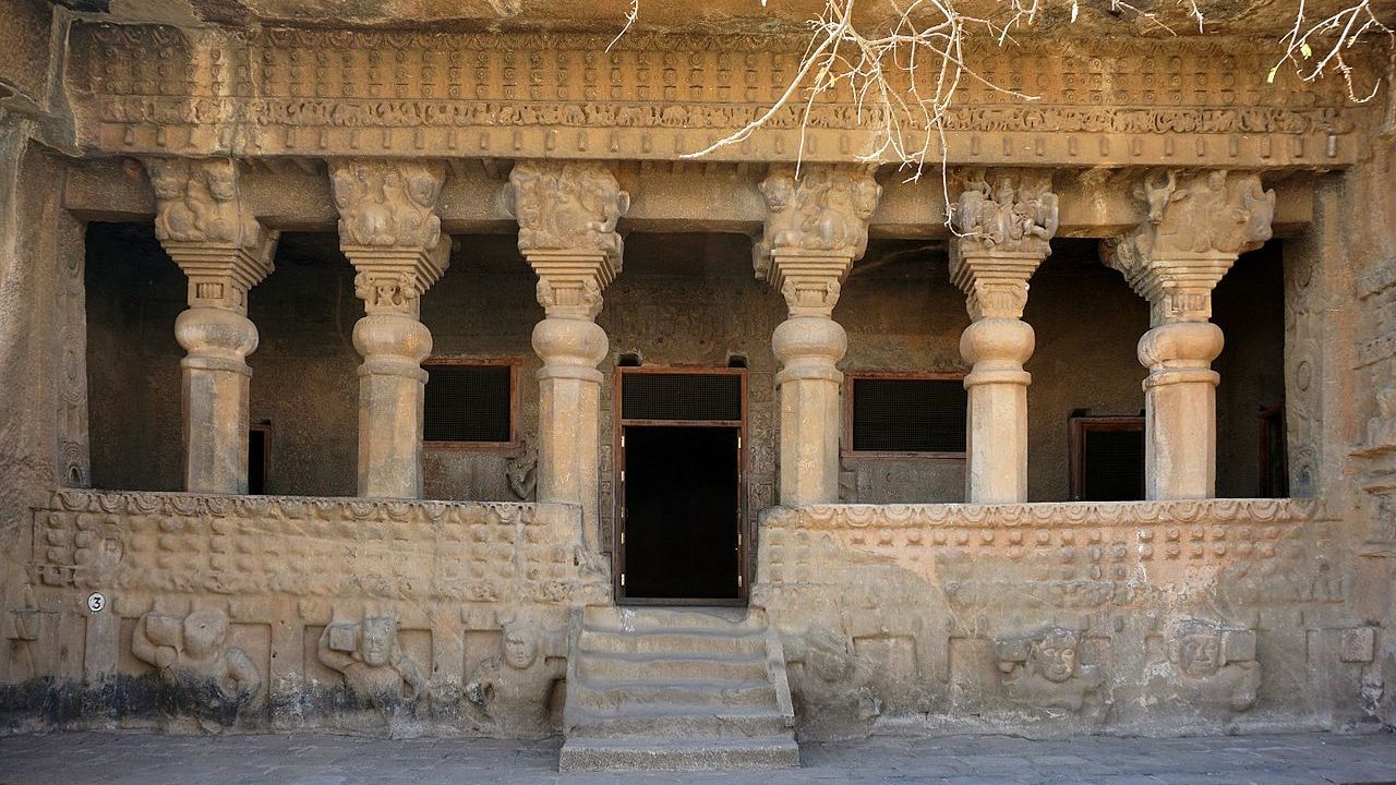 Satavahanas: Deccan’s First Empire Builders (100 BCE – 3rd CE)