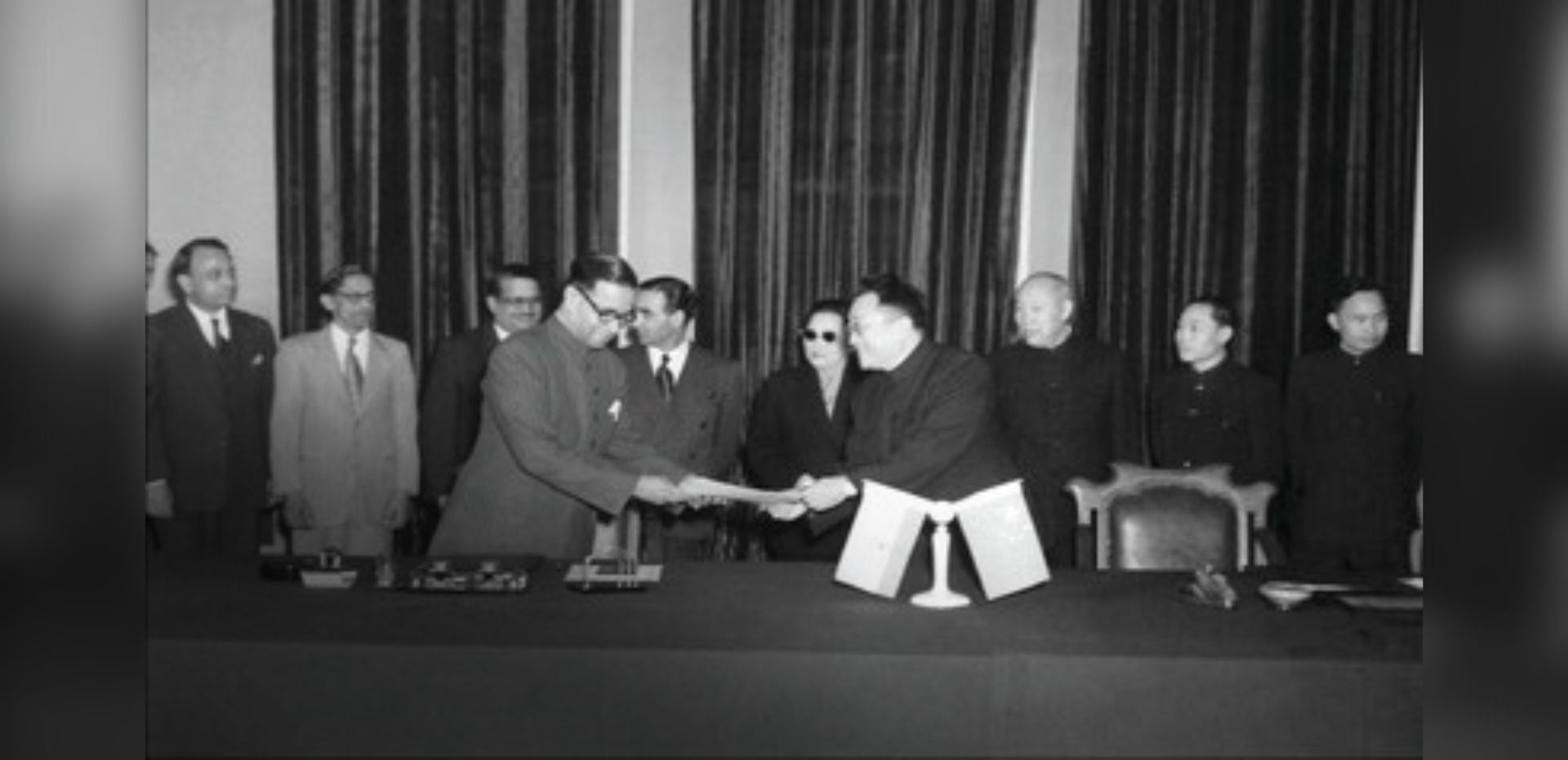 India, China Sign Panchsheel for Peace