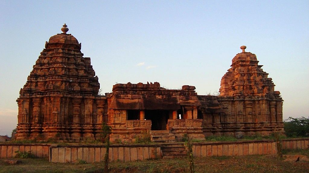 Jodu Kalasa: The Twin-Towered Temple