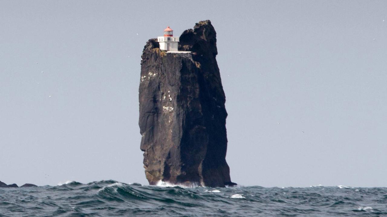 Full Guide to Þrídrangaviti: A One-of-a-Kind Lighthouse in Iceland