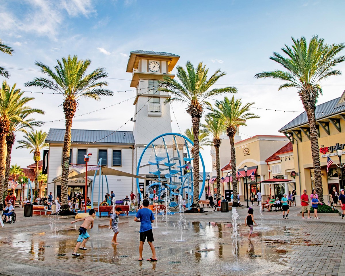 Destin Commons: Premier Retail Experience by Turnberry