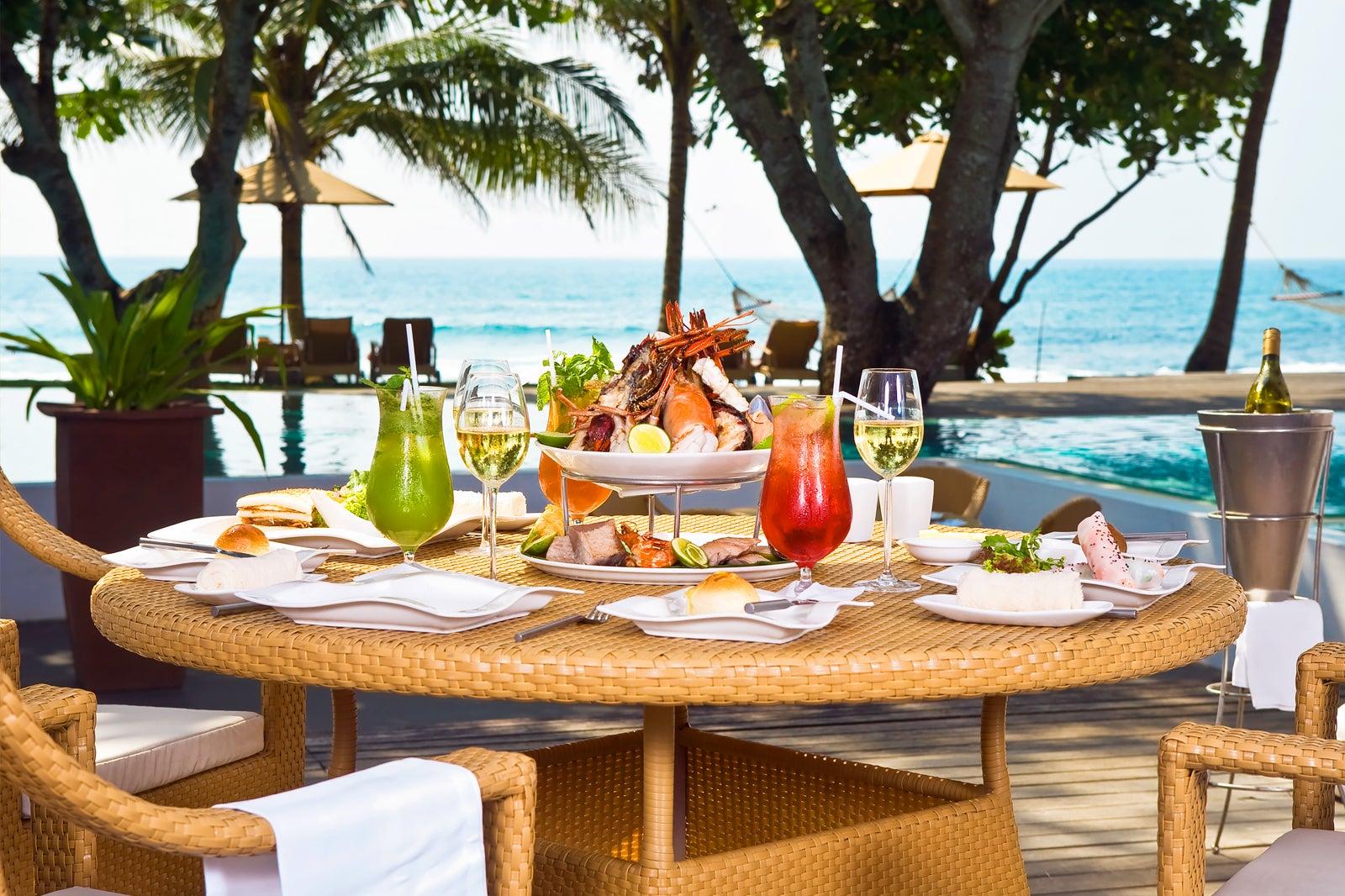 Food and Dining in the Cayman Islands