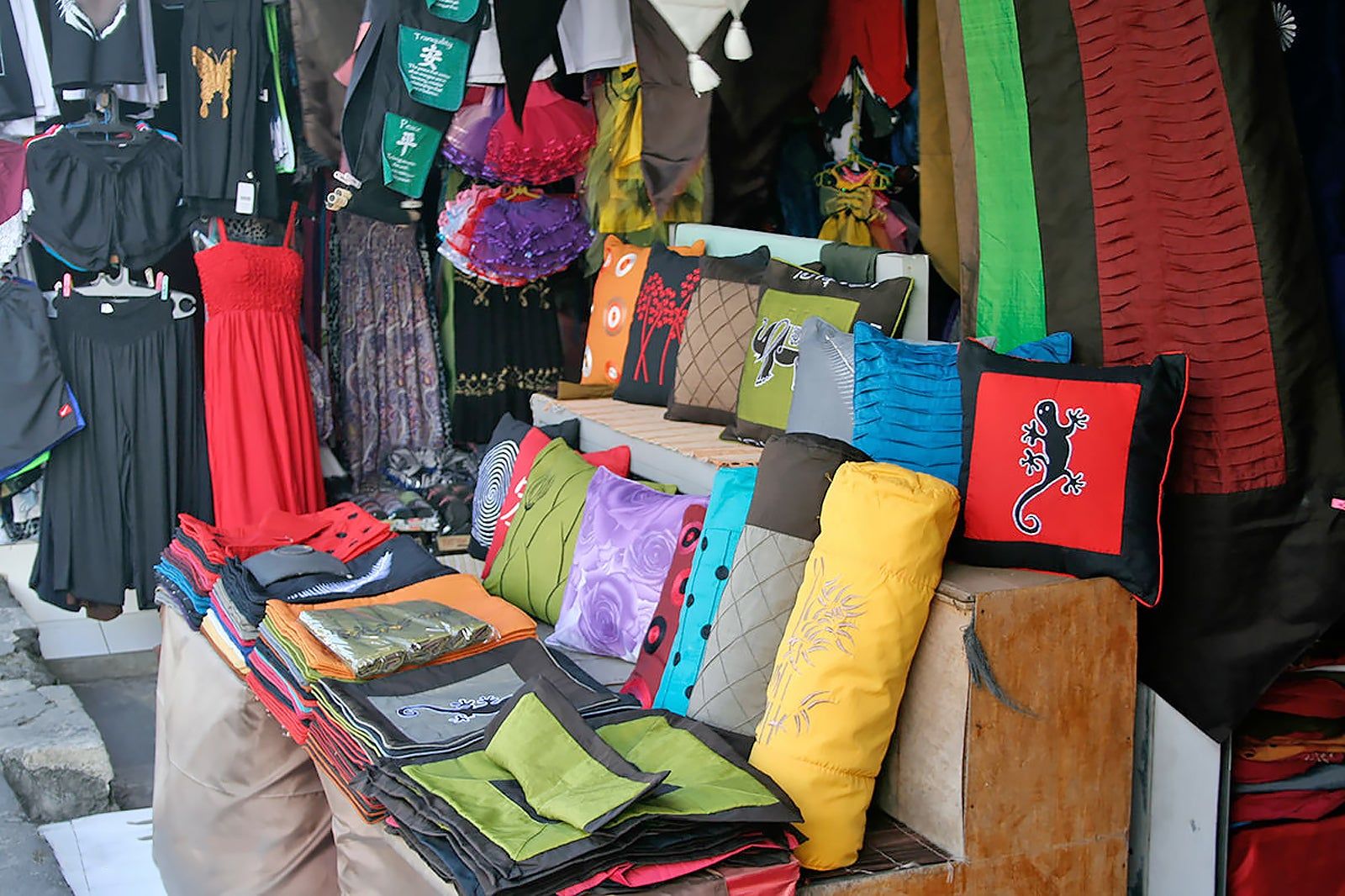 Merta Nadi Art Market in Bali
